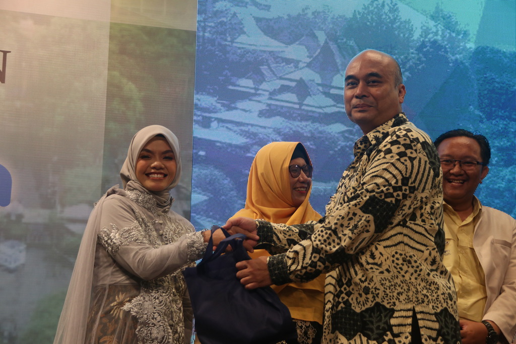 Home - Program Profesi Insinyur ITB